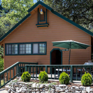 Lazy Z Resort – Your Mountain Retreat Hideaway